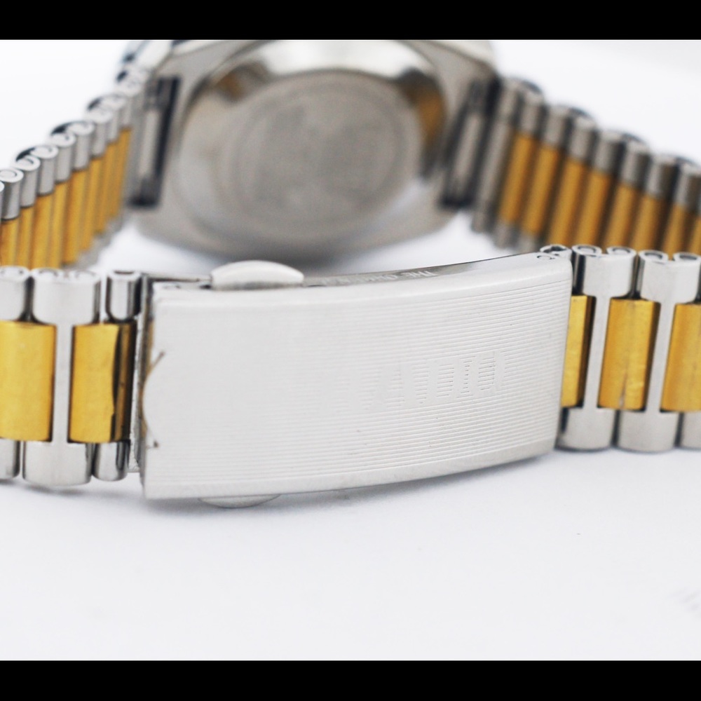 Rado Diastar 557.0403.03 Swiss Watch - Gem